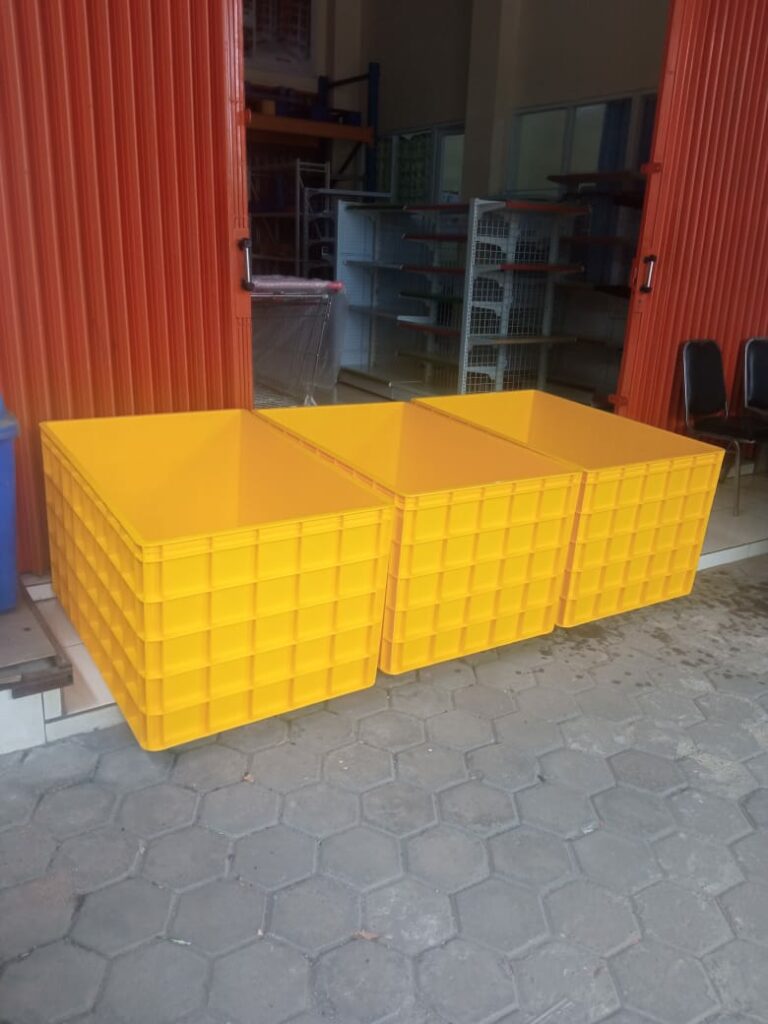 BOX CONTAINER PLASTIK UKURAN PALING BESAR RABBIT 7099